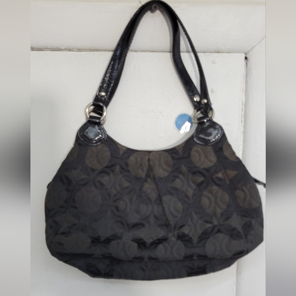 Coach | Bags | Coach Gramercy Op Art Black Quilted Purse Small Handbag ...